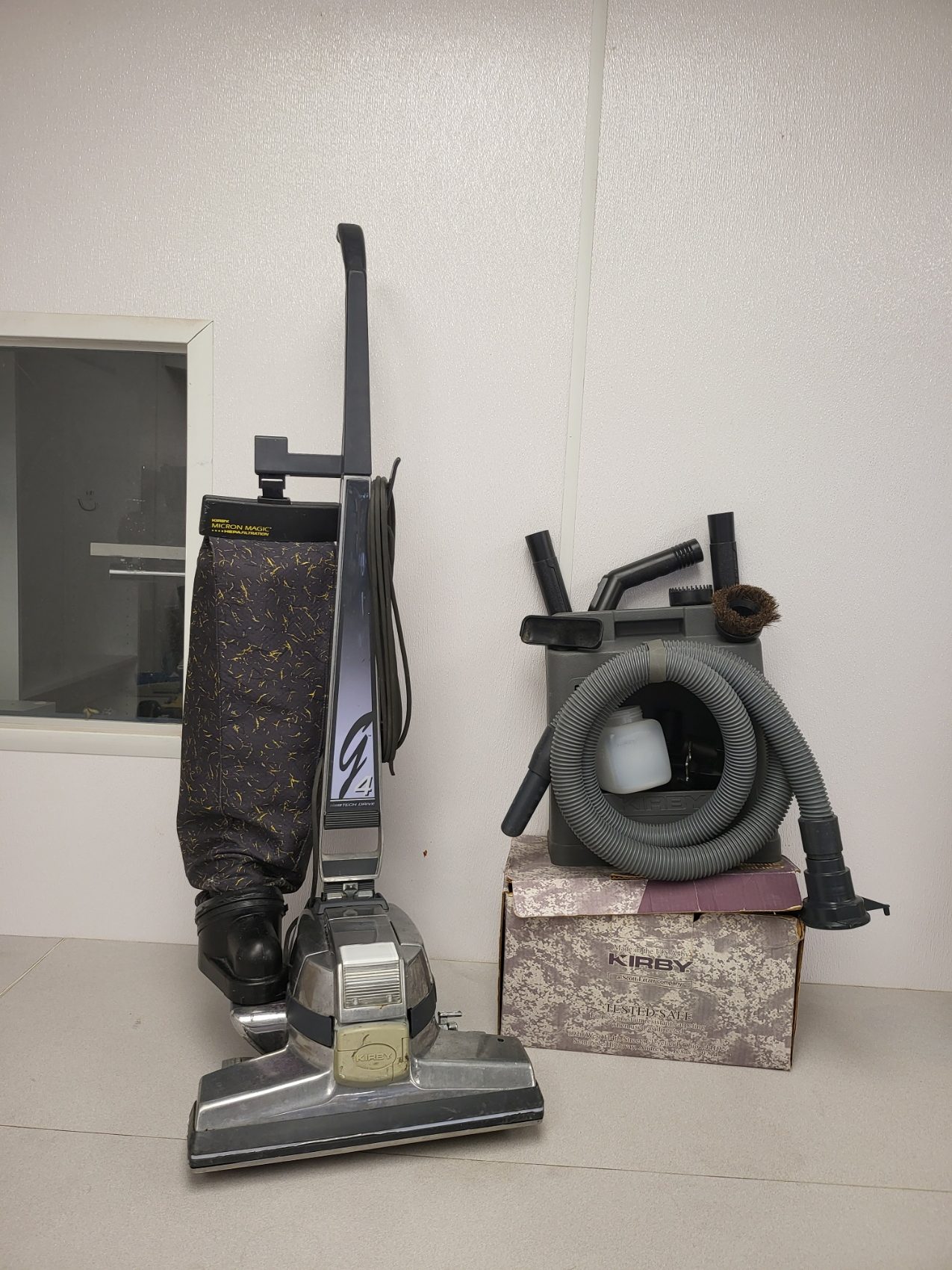 Reconditioned Kirby G4 Upright Vacuum Cleaner with tool kit and ...